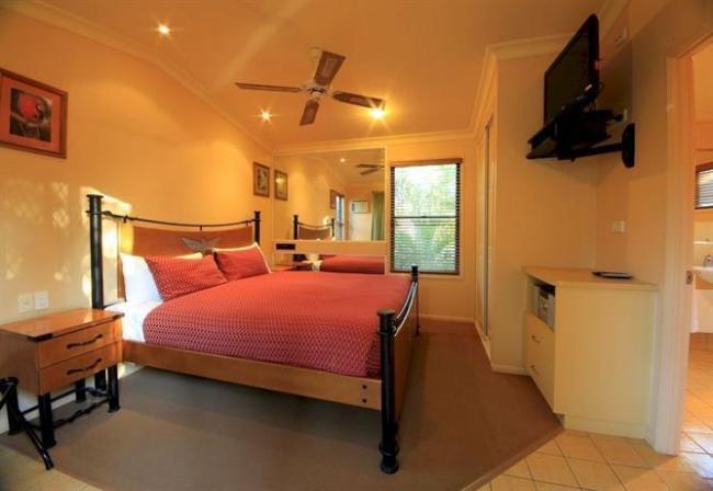 Ashmore Palms Holiday Village,Gold Coast:Photos,Reviews,Deals