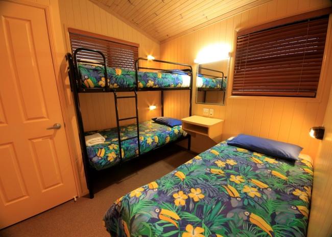 Ashmore Palms Holiday Village,Gold Coast:Photos,Reviews,Deals