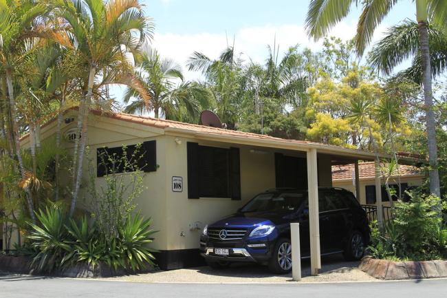 Ashmore Palms Holiday Village,Gold Coast:Photos,Reviews,Deals