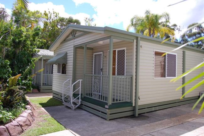 Ashmore Palms Holiday Village,Gold Coast:Photos,Reviews,Deals
