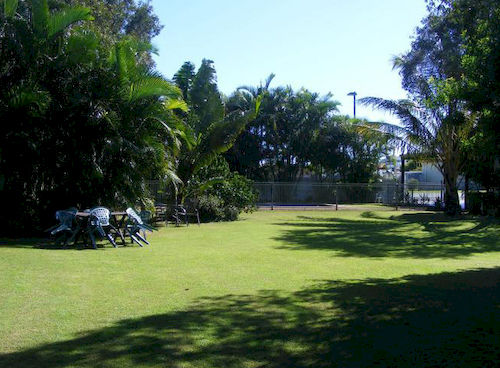 Bargara Beach Palms Motel,Bundaberg:Photos,Reviews,Deals