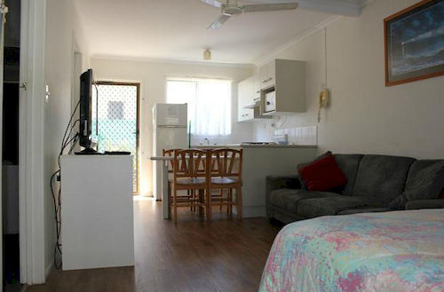 Bargara Beach Palms Motel,Bundaberg:Photos,Reviews,Deals