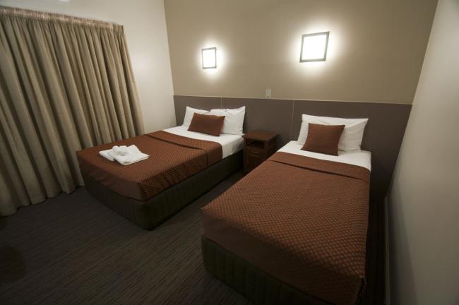 City Oasis Inn,Townsville:Photos,Reviews,Deals