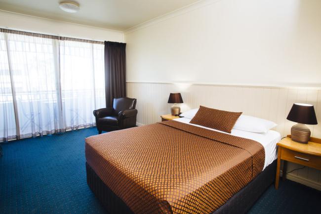 City Oasis Inn,Townsville:Photos,Reviews,Deals