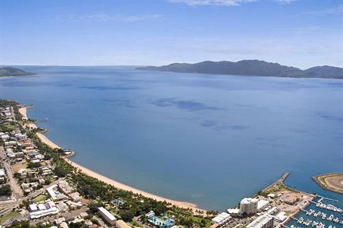 Mariners North Holiday Apartments,Townsville:Photos,Reviews,Deals