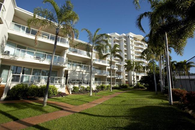 Mariners North Holiday Apartments,Townsville:Photos,Reviews,Deals
