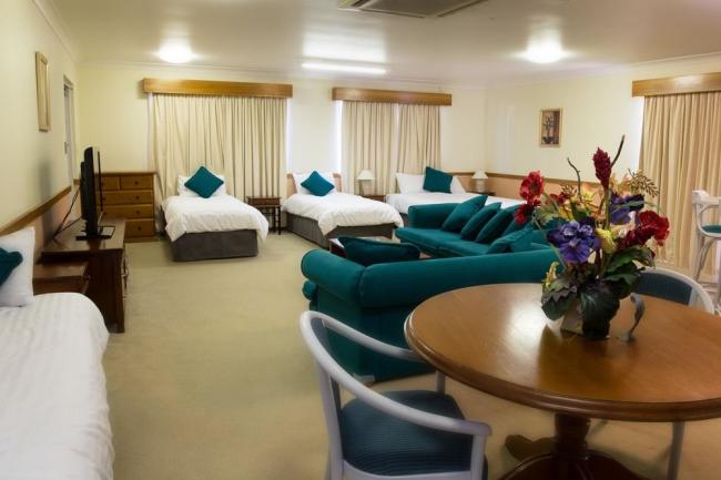 White Lace Motor Inn,Mackay:Photos,Reviews,Deals
