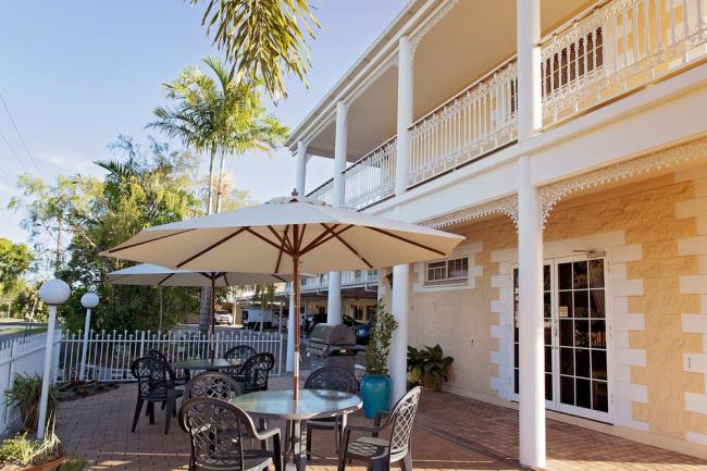 White Lace Motor Inn,Mackay:Photos,Reviews,Deals