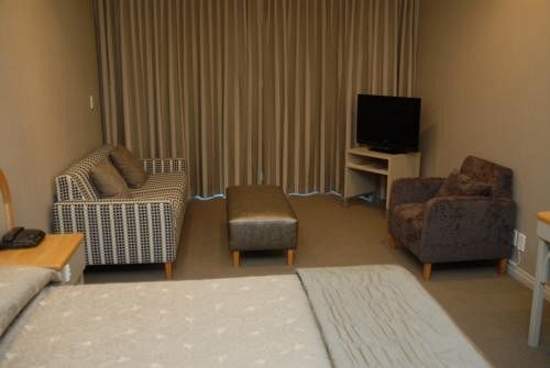 Shoreline Motel,Napier-Hawkes Bay:Photos,Reviews,Deals