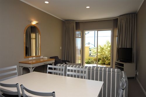 Shoreline Motel,Napier-Hawkes Bay:Photos,Reviews,Deals