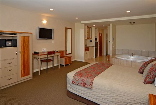 Pebble Beach Motor Inn,Napier-Hawkes Bay:Photos,Reviews,Deals