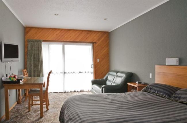 Paroa Hotel,Greymouth:Photos,Reviews,Deals