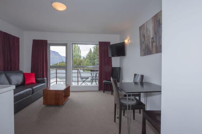 ASURE Caples Court Motel & Apartments,Queenstown:Photos,Reviews,Deals