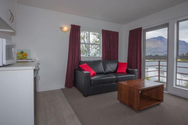 ASURE Caples Court Motel & Apartments,Queenstown:Photos,Reviews,Deals
