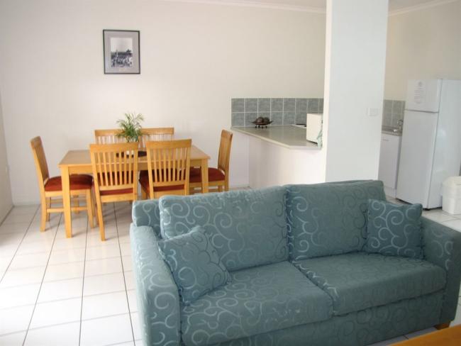 Trinity Beach Pacific,Cairns:Photos,Reviews,Deals