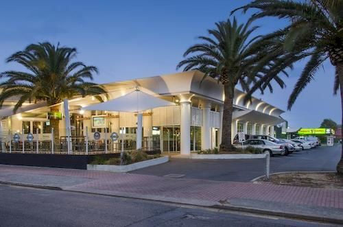 Watermark Hotel Glenelg,Adelaide:Photos,Reviews,Deals