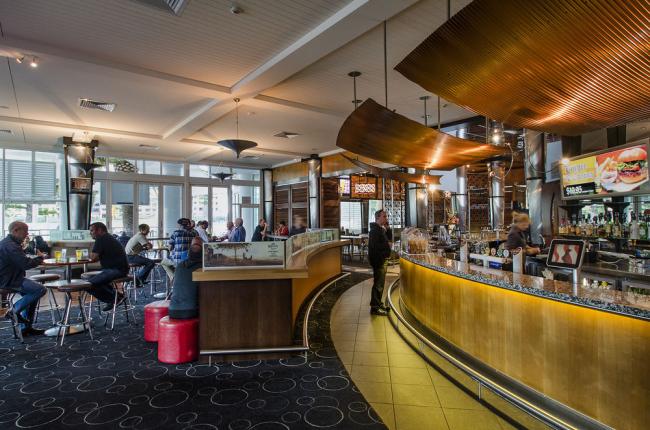 Watermark Hotel Glenelg,Adelaide:Photos,Reviews,Deals