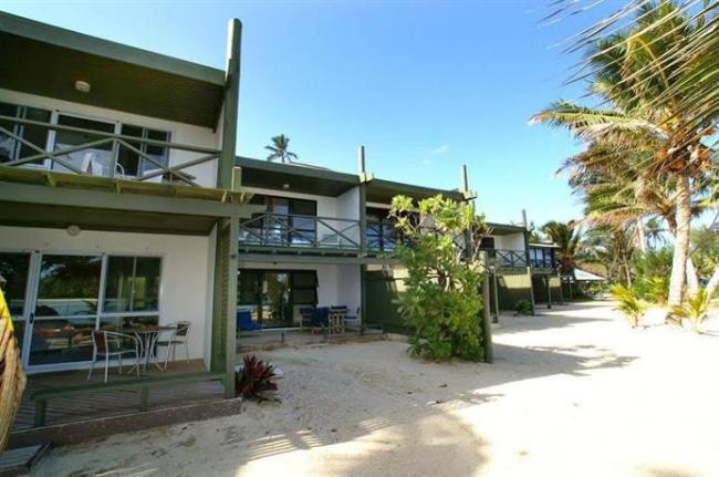 Avana Waterfront Apartments,Cook Islands:Photos,Reviews,Deals
