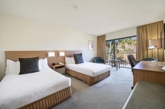DoubleTree by Hilton Alice Springs,Alice Springs:Photos,Reviews,Deals