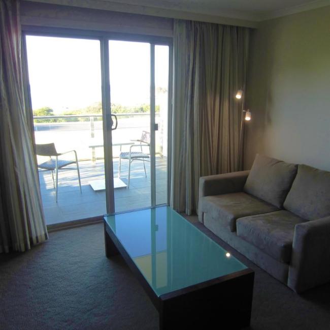 Beachfront at Bicheno,Freycinet:Photos,Reviews,Deals