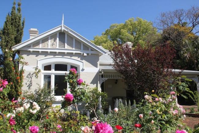 Durack House Bed and Breakfast,Perth:Photos,Reviews,Deals