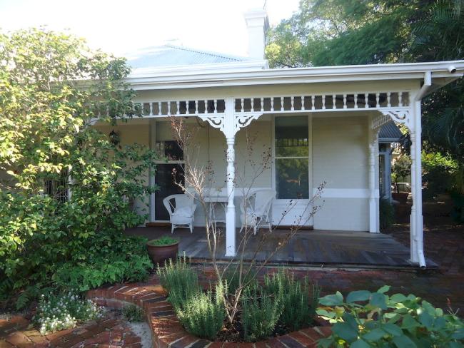 Durack House Bed and Breakfast,Perth:Photos,Reviews,Deals