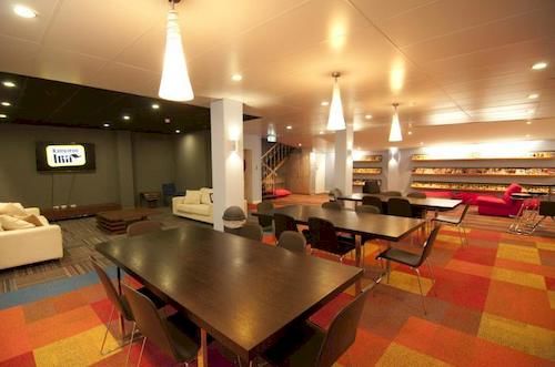 Kangaroo Inn,Perth:Photos,Reviews,Deals