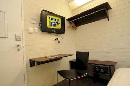 Kangaroo Inn,Perth:Photos,Reviews,Deals