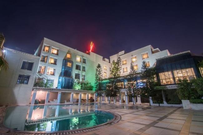 The Crown Bhubaneswar,Bhubaneswar:Photos,Reviews,Deals