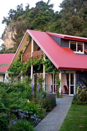 Ratanui Lodge,Golden Bay:Photos,Reviews,Deals