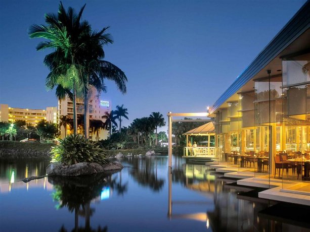 Pacific Bay Resort Coffs Harbour,Coffs Harbour:Photos,Reviews,Deals