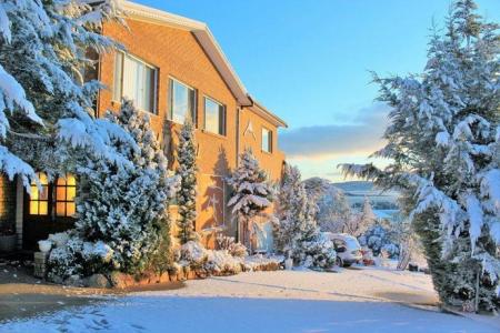 Top 25 Resorts in Snowy Mountains |Places to stay in Snowy Mountains