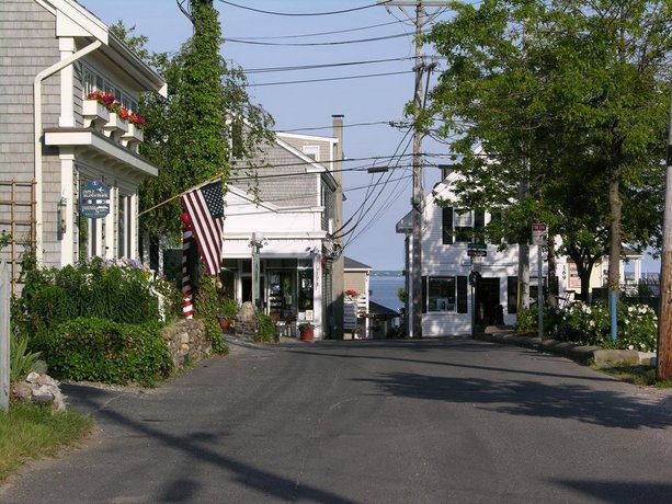 Bayberry Accommodations,Cape Cod:Photos,Reviews,Deals
