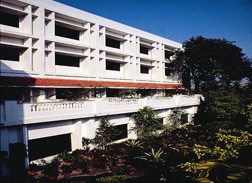 Hotel Clarks Varanasi,Varanasi:Photos,Reviews,Deals