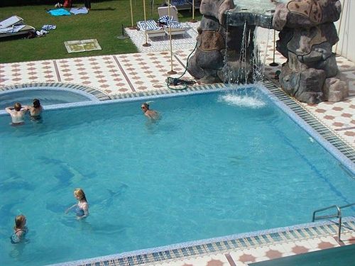 Hotel Surya Kaiser Palace,Varanasi:Photos,Reviews,Deals