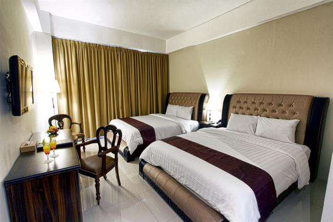 The Rich Jogja Hotel,Yogyakarta:Photos,Reviews,Deals